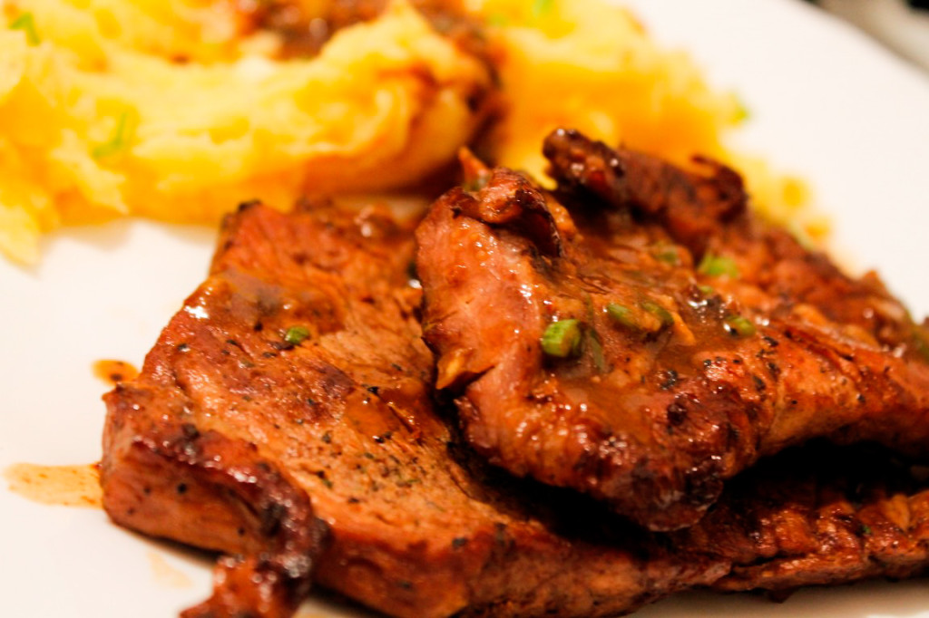 Ceafa de porc la tigaie